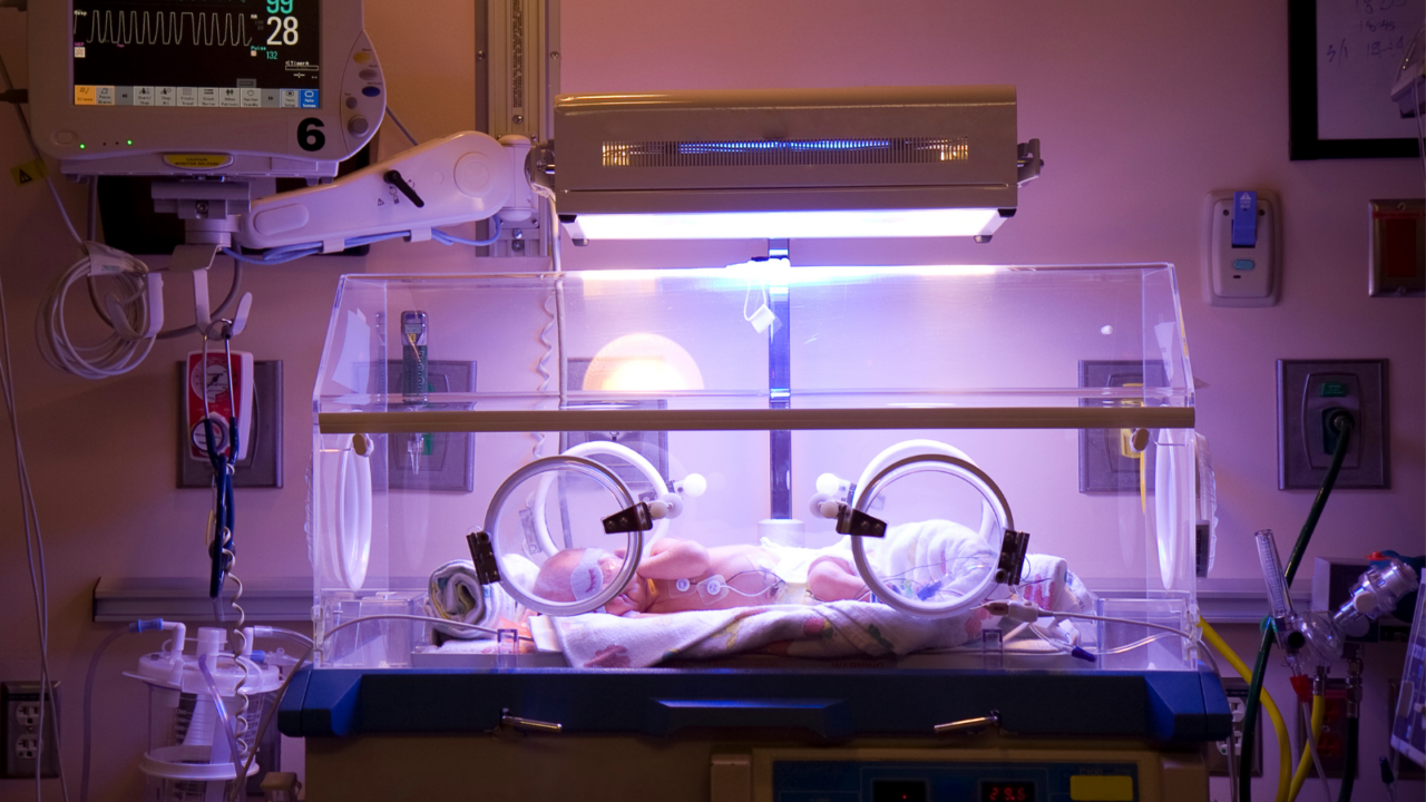 Educational Resources for NICU Parents - Hand to Hold